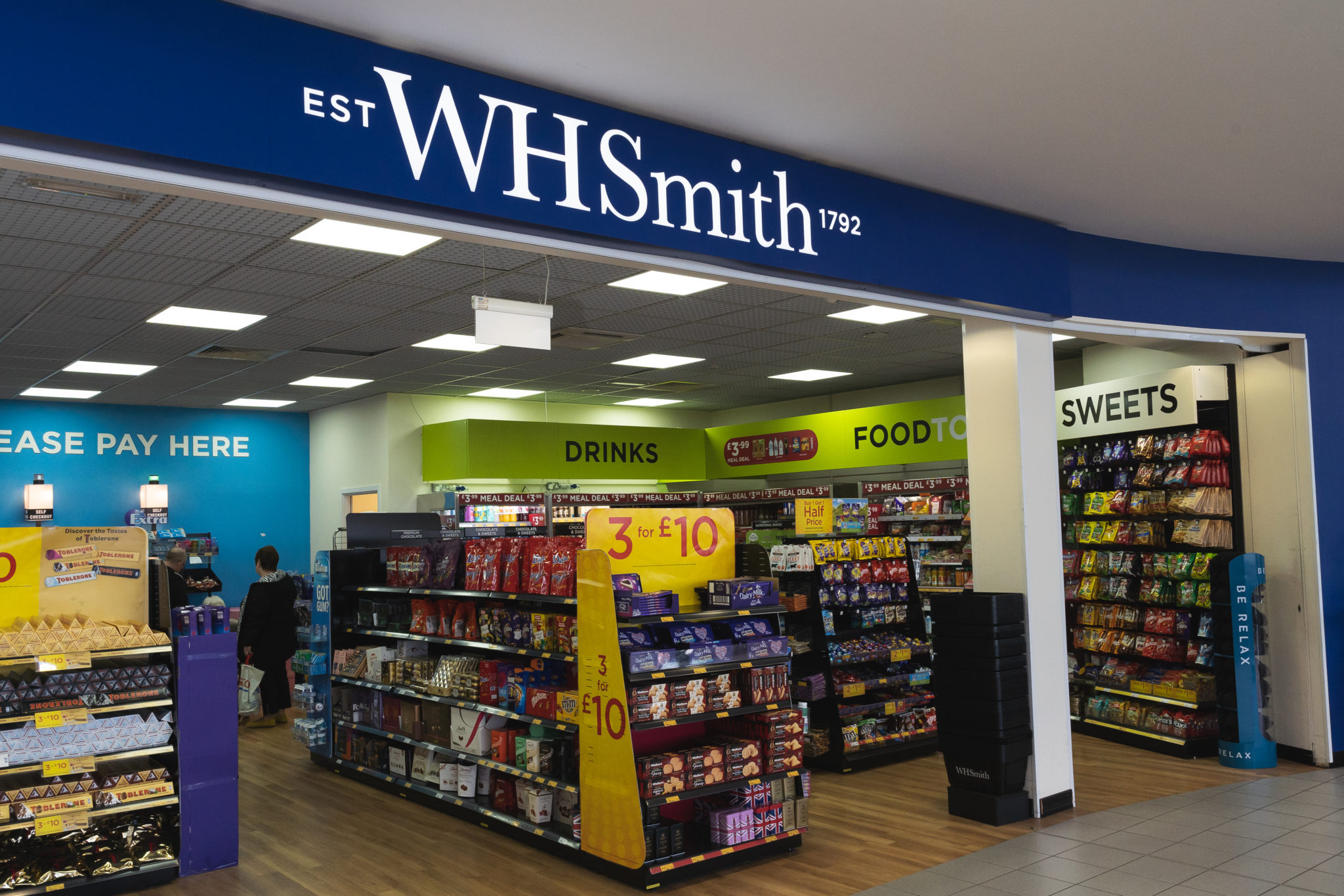 Shopping At The Airport - London Southend Airport