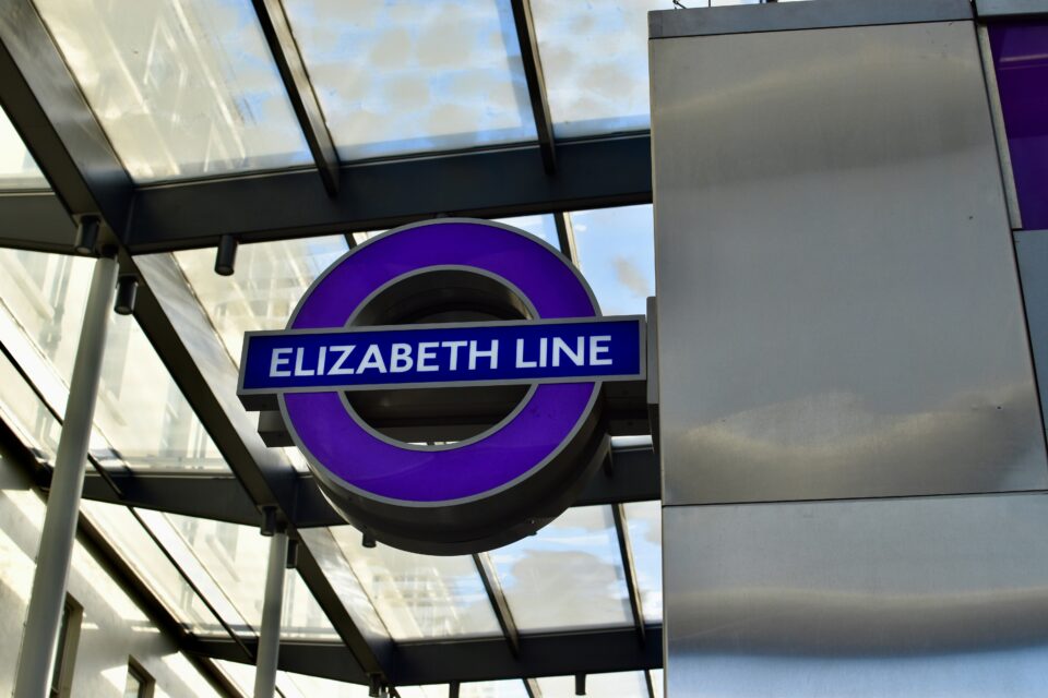 Elizabeth Line Connections - London Southend Airport